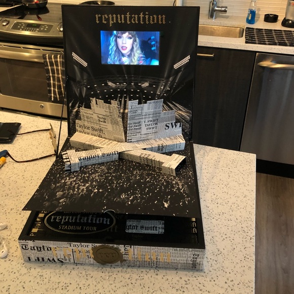 Taylor Swift | Accessories | Taylor Swift Vip Reputation Tour Package ...